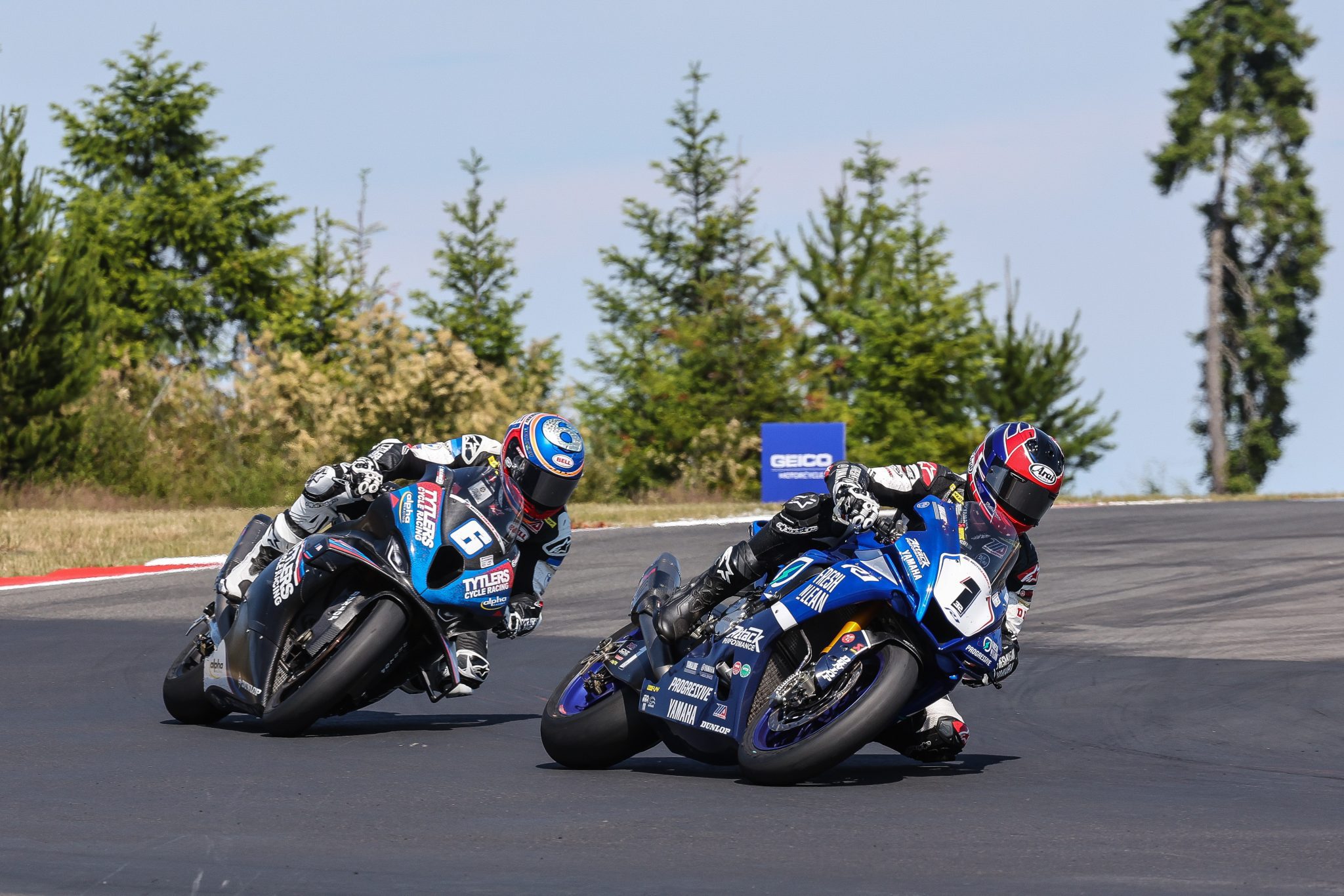 Gagne Wins A Tough One In Race One At Ridge Motorsports Park - MotoAmerica