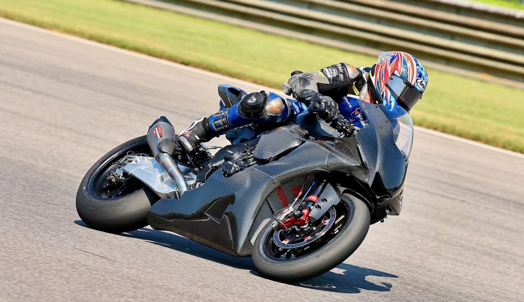 Flo4Law Racing's Benjamin Smith To Debut Full-Spec Yamaha YZF-R1 ...