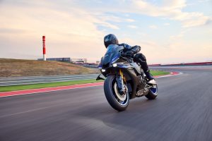 2025 Yamaha YZF-R1 And YZF-R1M Released - MotoAmerica