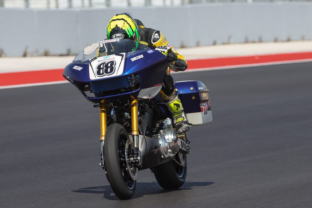 M'm, M'm, Good: M3, Max & The Motor Company - MotoAmerica
